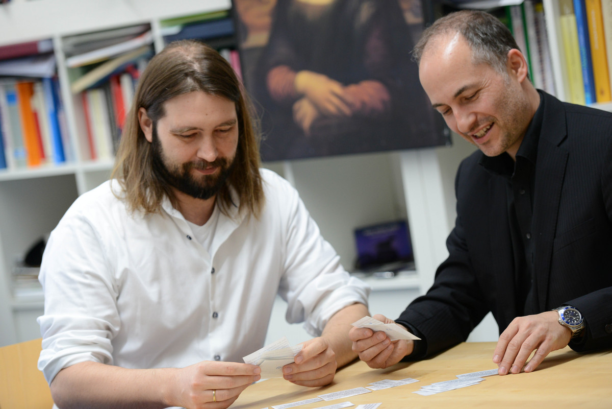 Verschwörungstheorien und Fake News - News-Archiv